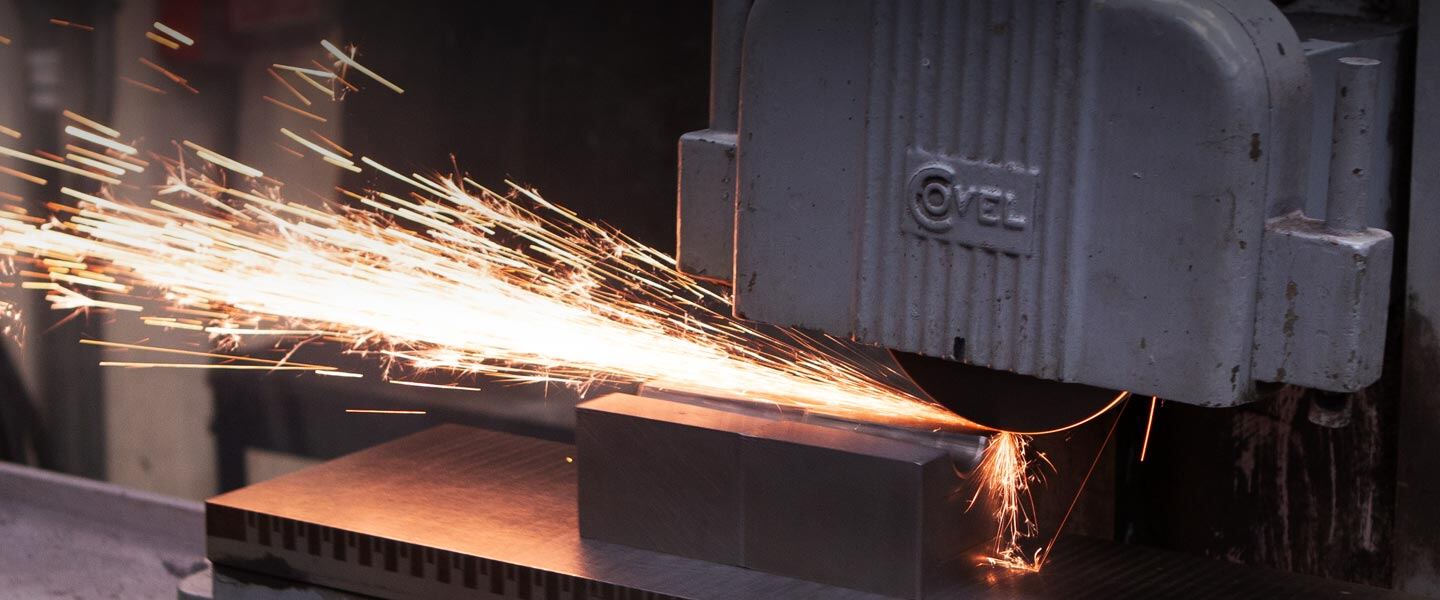 Diff-Therm® Platen Heaters - Dalton Electric Heating Co.